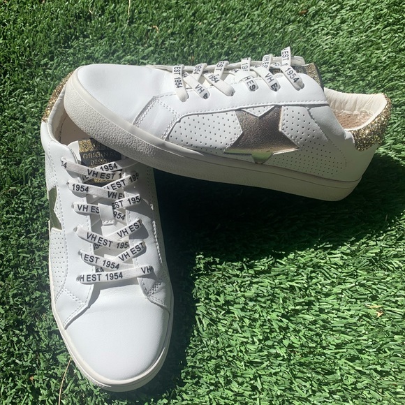 Vintage Havana | Shoes | Vintage Havana Sneaker | Poshmark